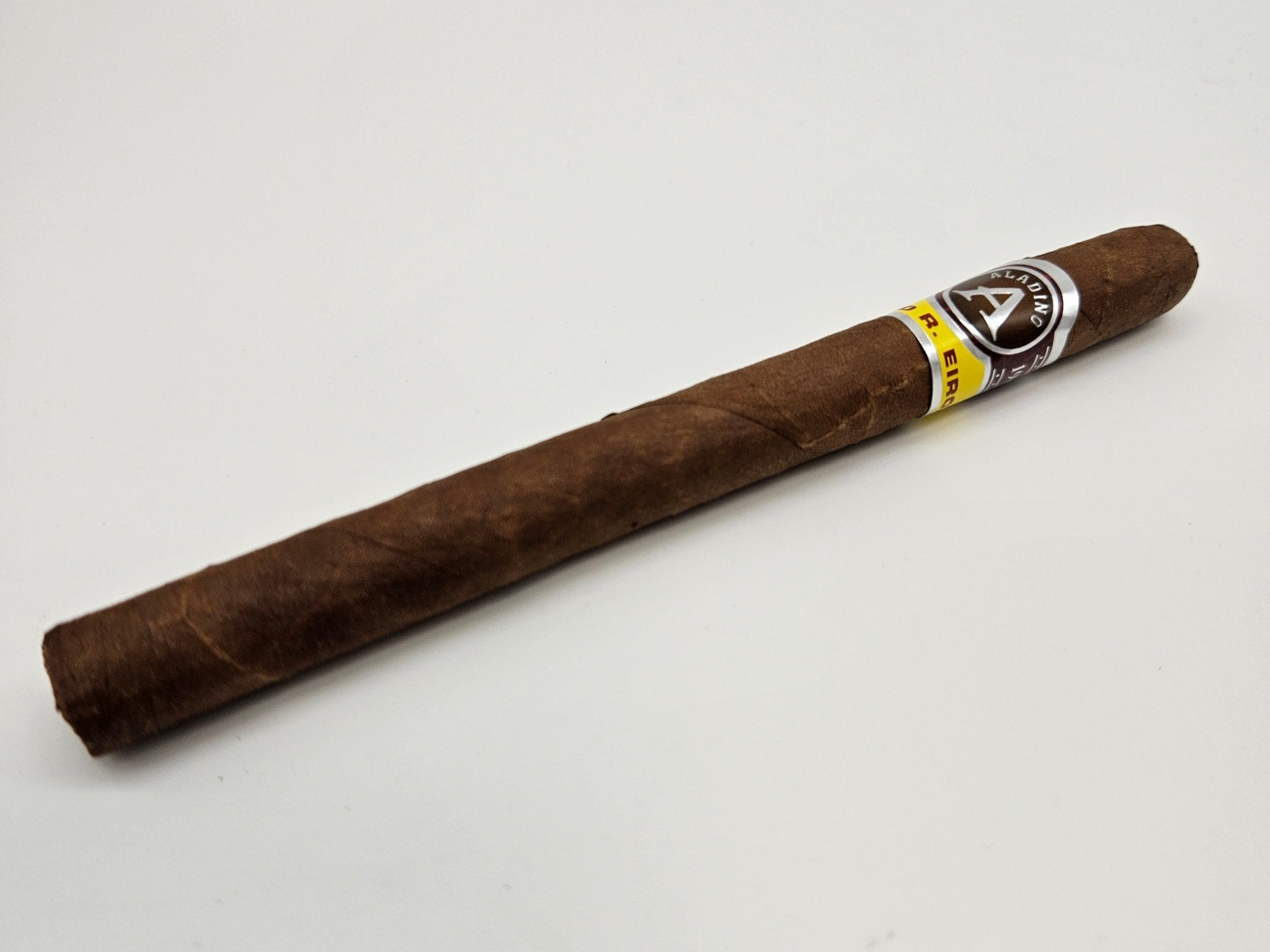 Online Boutique Cigars in Japan. Delivery. Gifts. | racccigarsclub